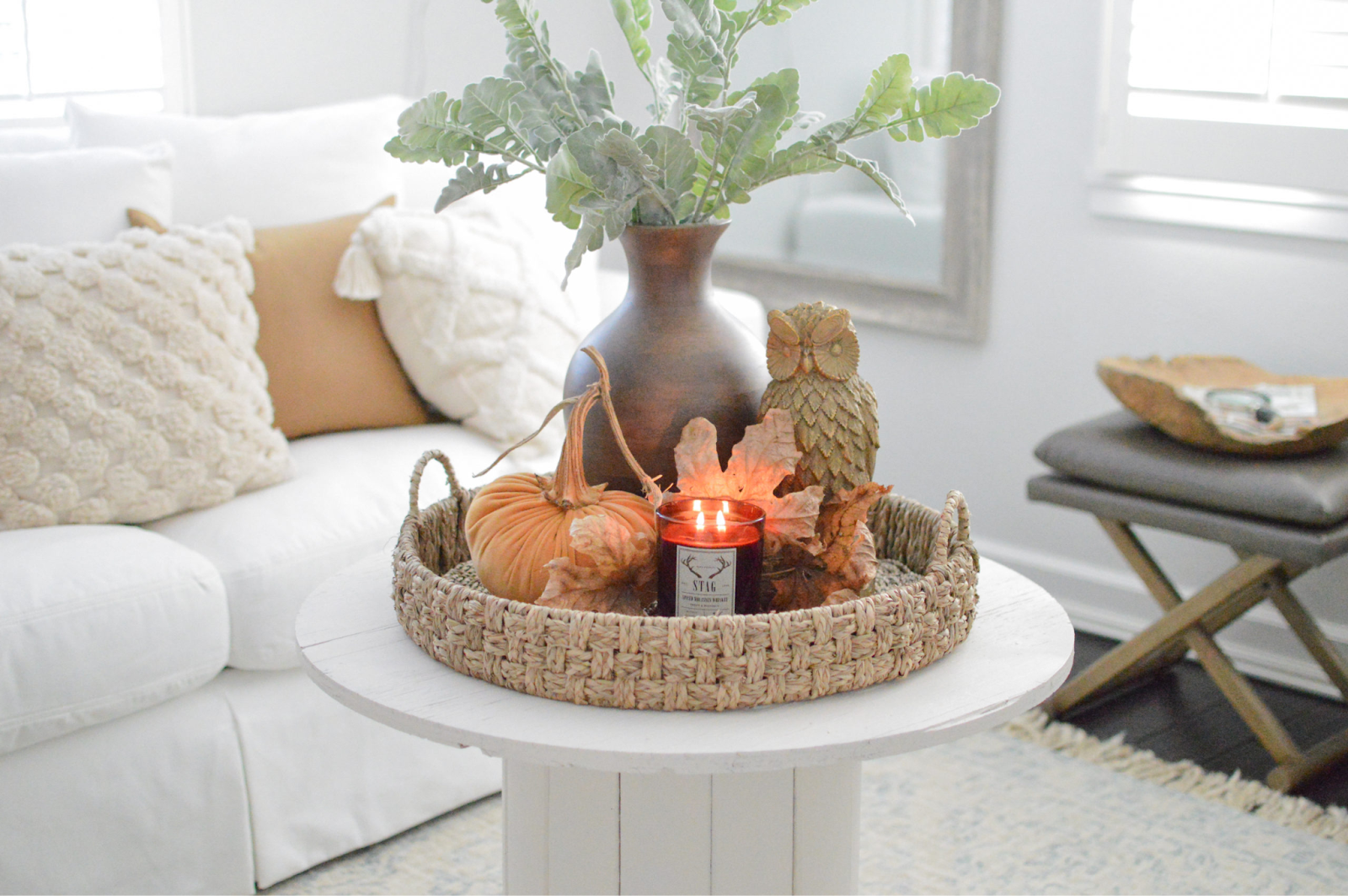 10 Essential Tips for Perfect Farmhouse Fall Decor