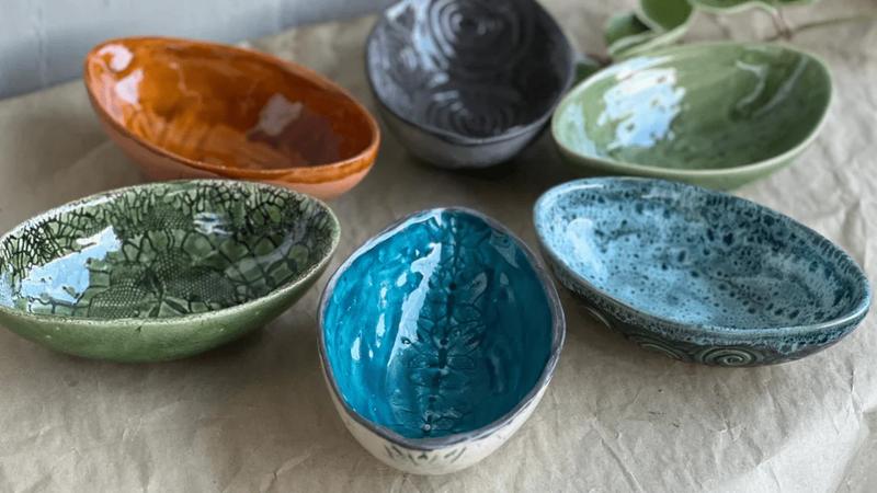 Ceramic Vase Centerpiece Ideas: Rustic Elegance Meets Modern Styl